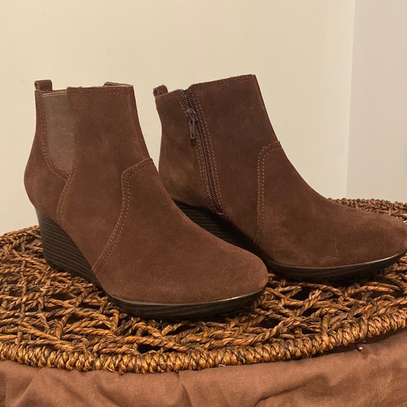 Clarks | Shoes | New Clarks Collection Crystal Quartz Brown Suede Wedge ...